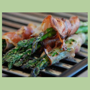 Asparagus Wrapped in Pancetta | Think Tasty